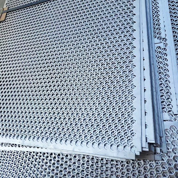 Aluminum Perforated - Golden Art | Aluminium Facade Cladding ...